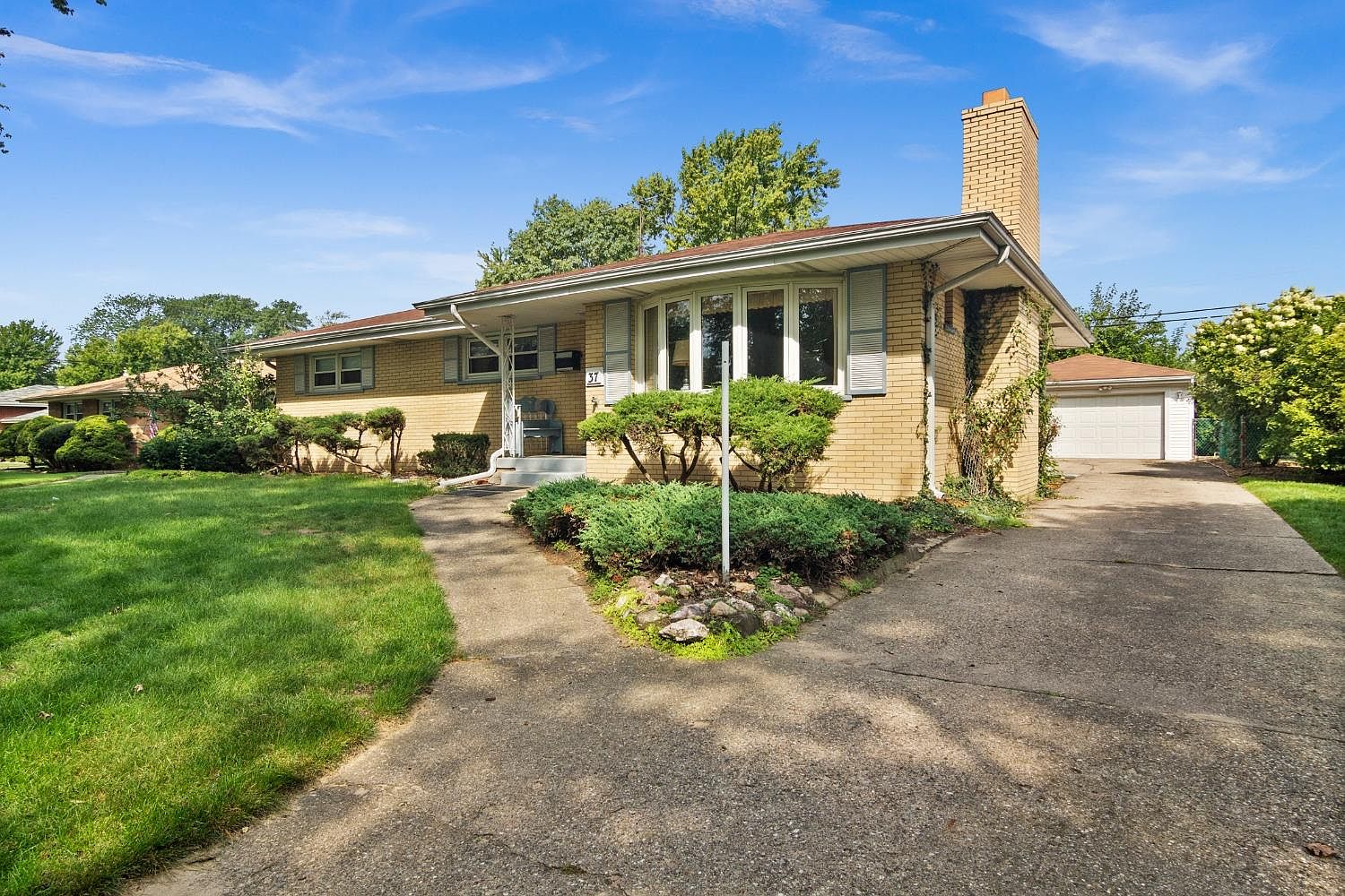 37 Terrace Dr, Munster, IN 46321 | MLS #538600 | Zillow