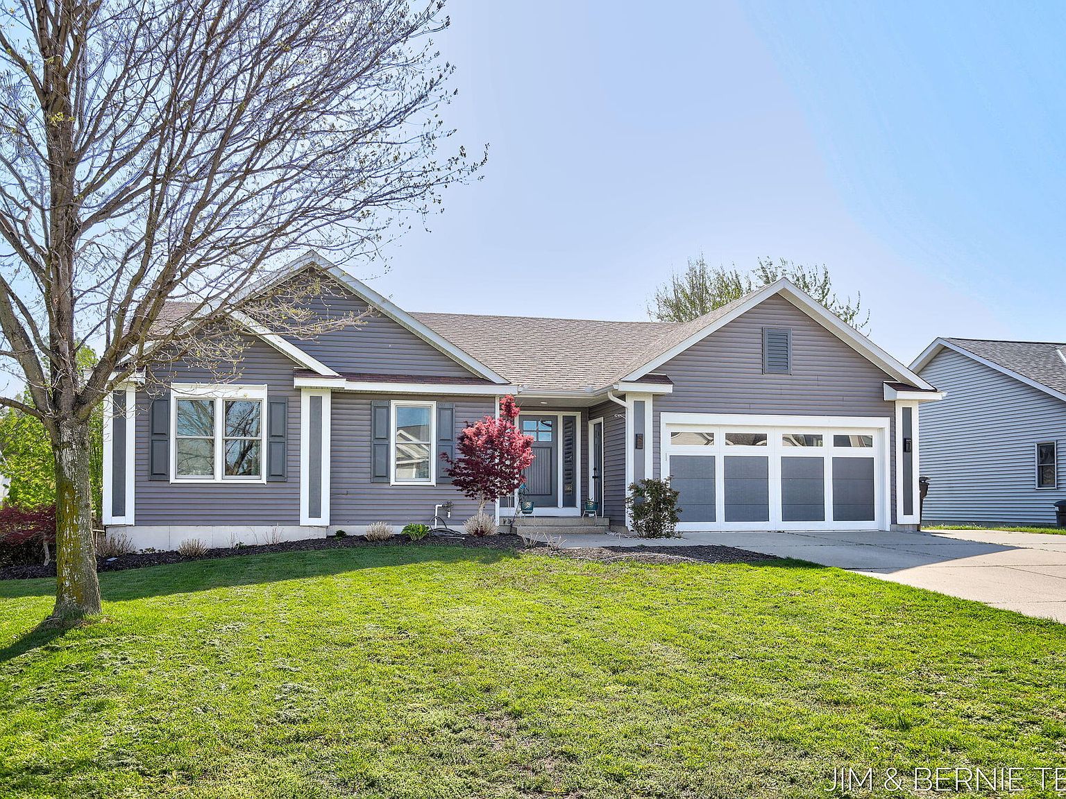 3826 Pine Meadow Dr, Holland, MI 49424 | Zillow