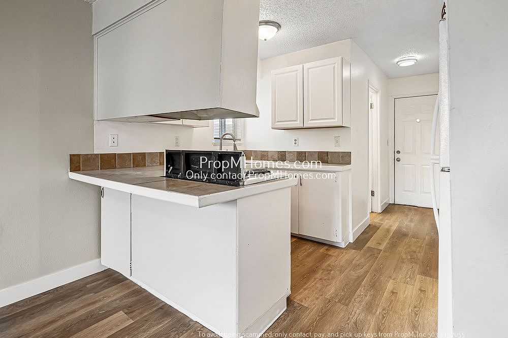 12345 SW Hall Blvd APT 26, Portland, OR 97223 | Zillow