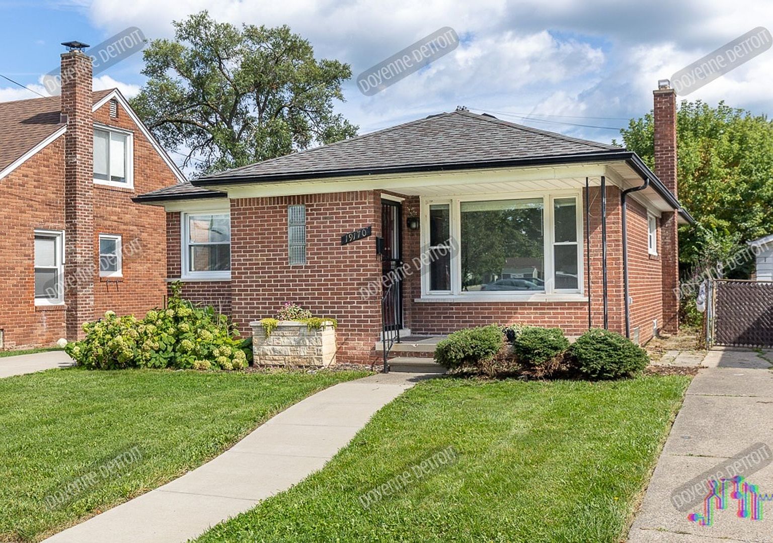 19170 Edgefield St, Detroit, MI 48236 | Zillow
