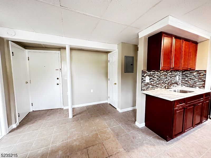 16 Mill St #E, Newton, NJ 07860 | Zillow