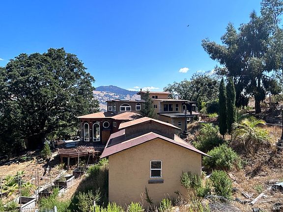 2611 Raff Creek Rd, Zenia, CA 95595 | MLS #323915581 | Zillow
