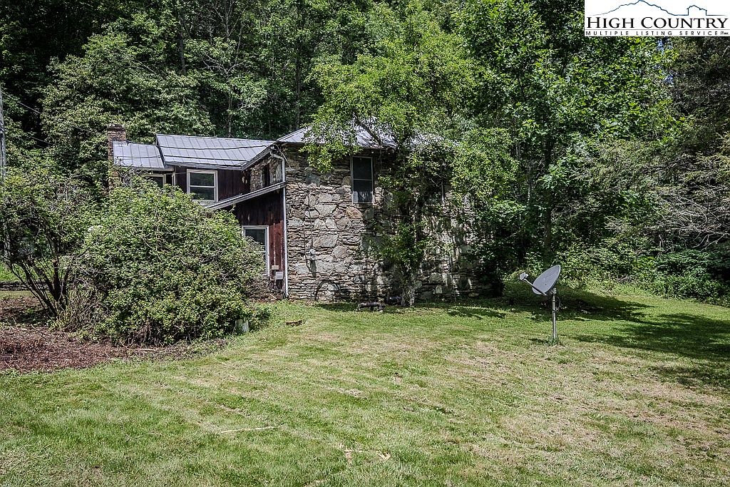 3742 US Highway 321 Boulevard UNIT 54, Blowing Rock, NC 28605 | Zillow