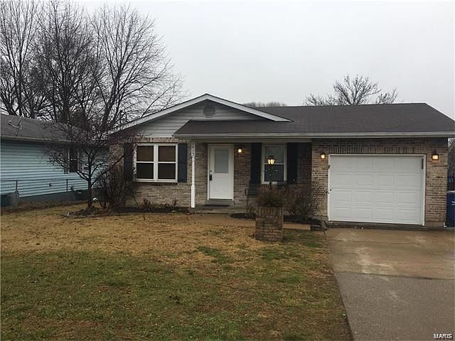 1415 W Main St, Festus, MO 63028 | Zillow