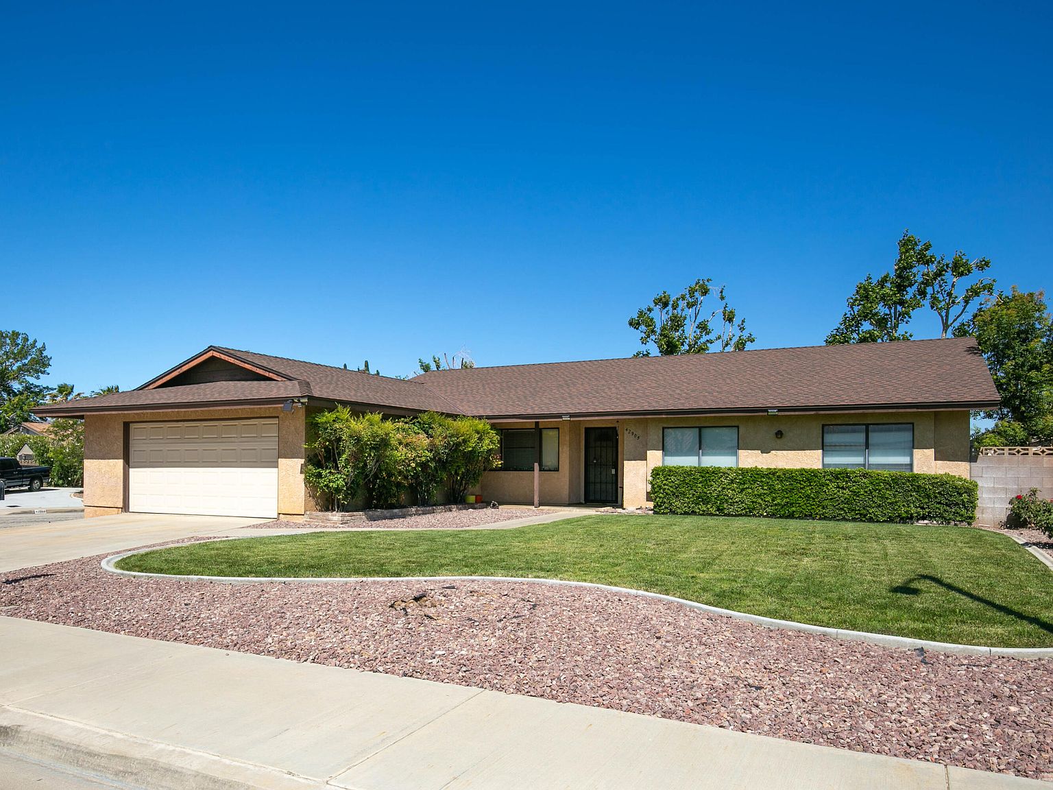42905 Beau Ville Ct, Lancaster, CA 93536 | Zillow