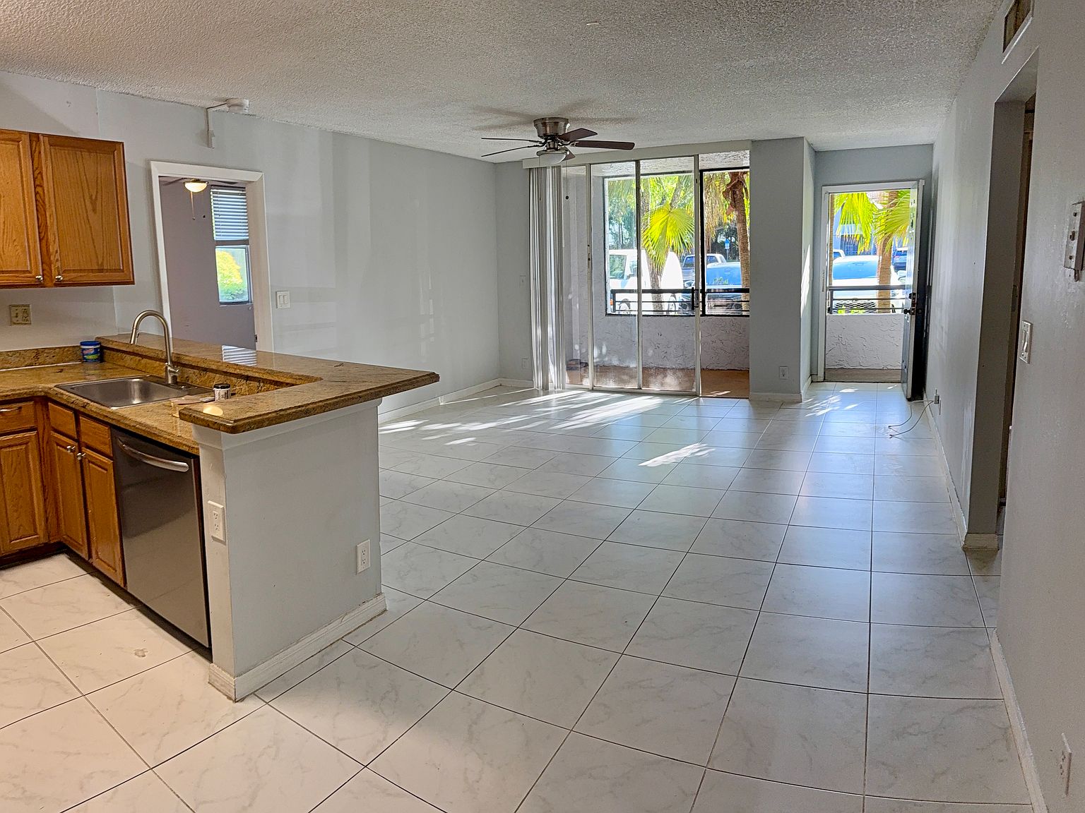 751 Lyons Rd #23107, Pompano Beach, FL 33063 | Zillow