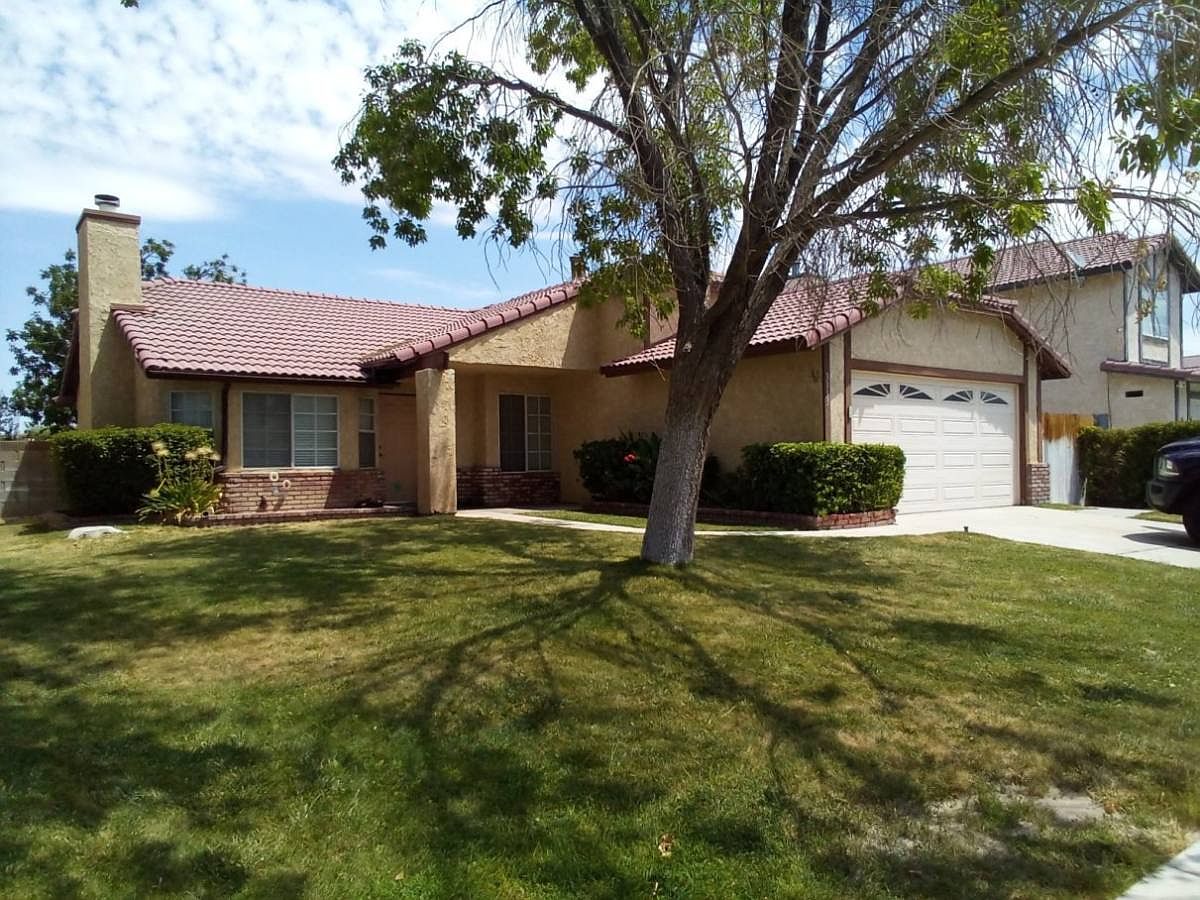 3353 West St #J2, Lancaster, CA 93535 | Zillow