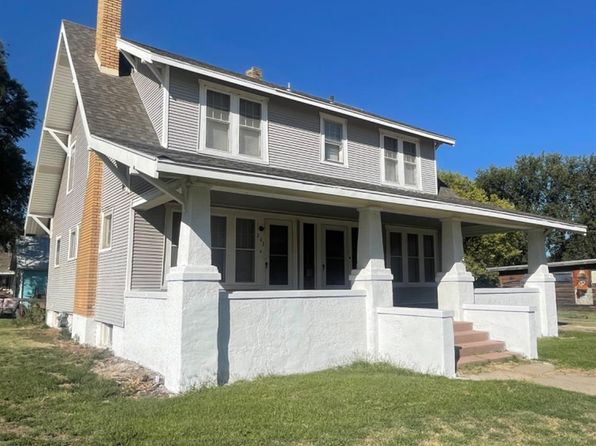 Random Homes | 203 E 7th St, Larned, KS 67550