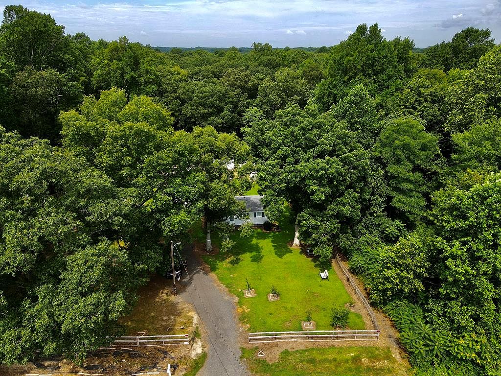 95 Fish Brax Ln, Hague, VA 22469 | Zillow