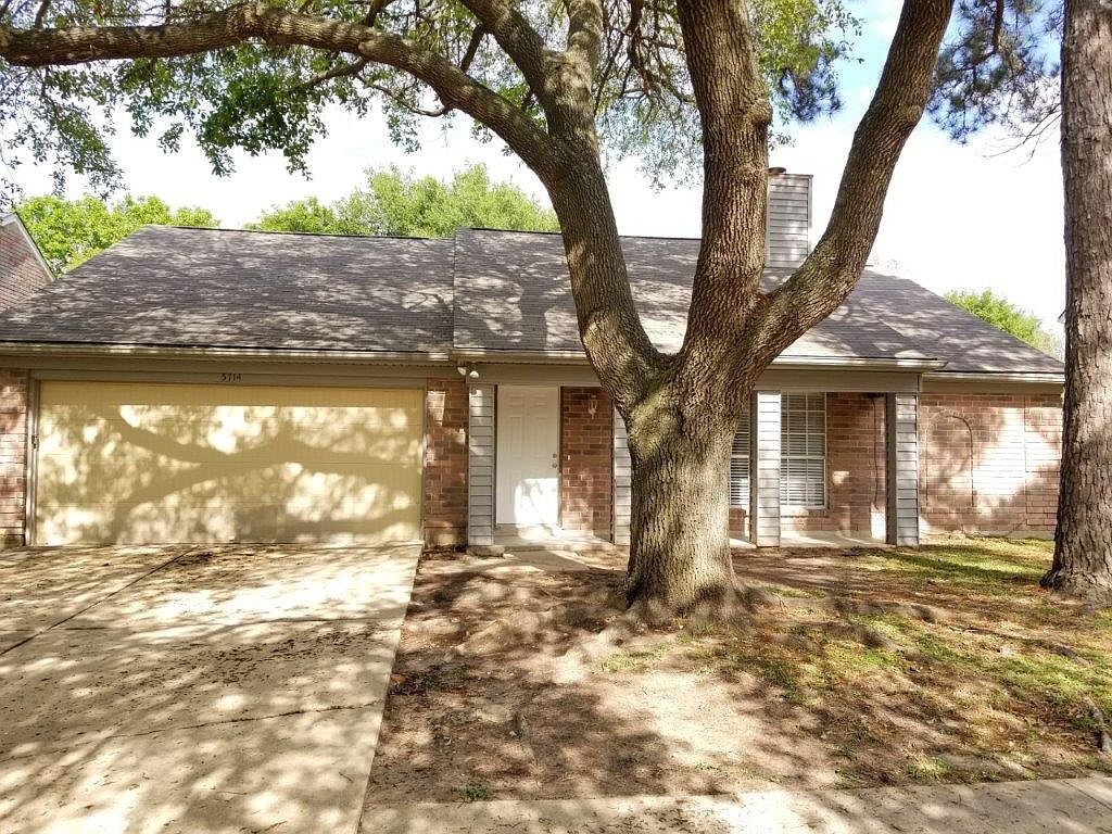 5714 Wynberry Dr, Houston, TX 77041 | Zillow