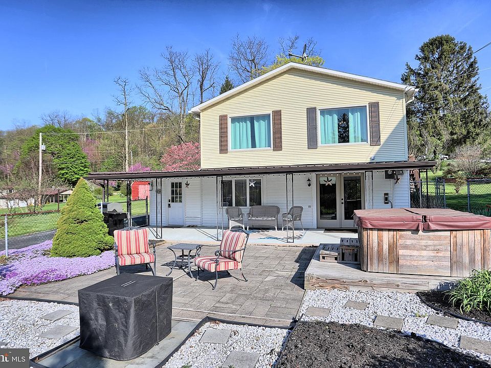 4221 Schoolhouse Ln, Spruce Creek, PA 16683 | MLS #PAHU2022046 | Zillow