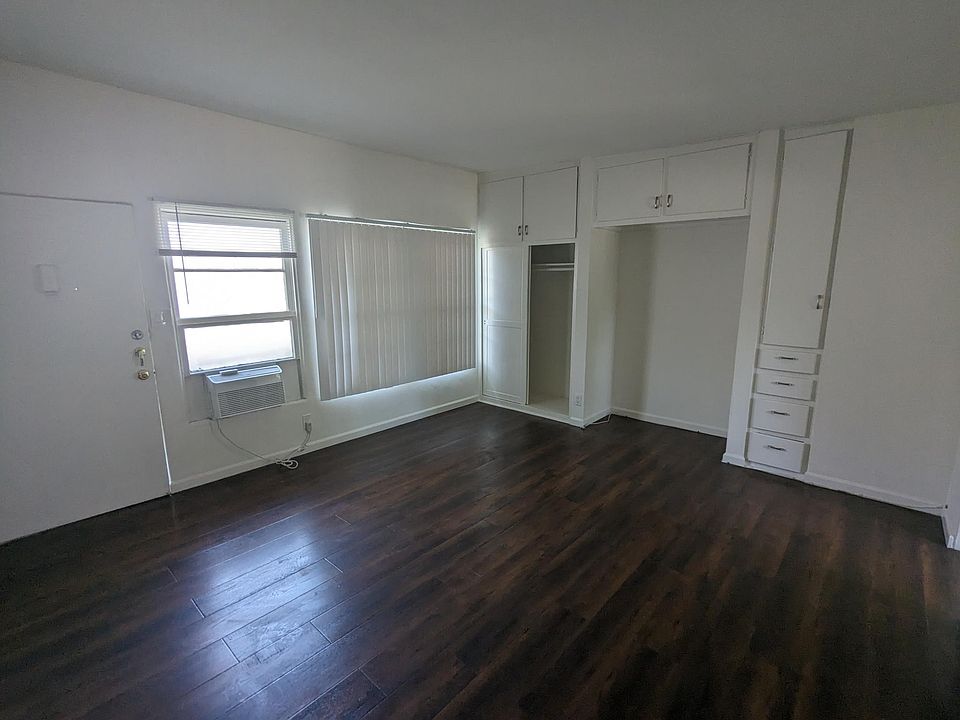 5129 Cahuenga Blvd #E, North Hollywood, CA 91601 | Zillow