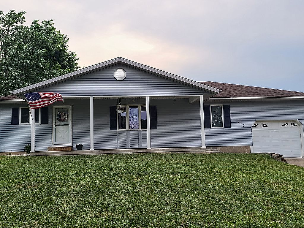 317 Main St, Ruma, IL 62278 | Zillow