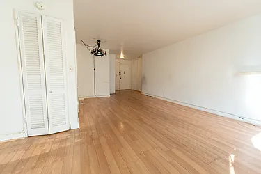 370 East 76th Street #B907 in Lenox Hill, Manhattan | StreetEasy