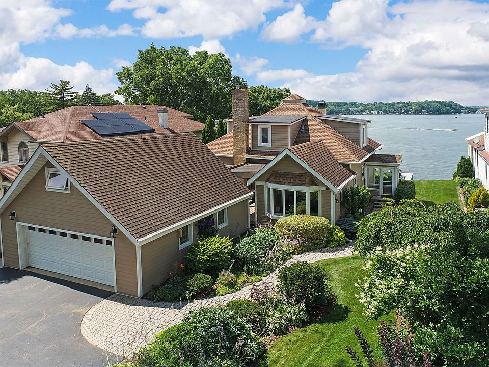 202 E Grand Ave, Fox Lake, IL 60020 | Zillow