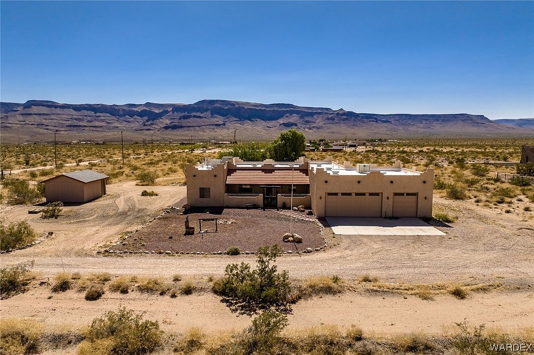 4077 W Wilshire Rd, Yucca, AZ 86438 | MLS #006419 | Zillow