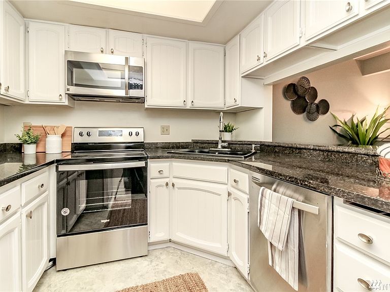 Vantage Point Apartments - Renton, WA | Zillow