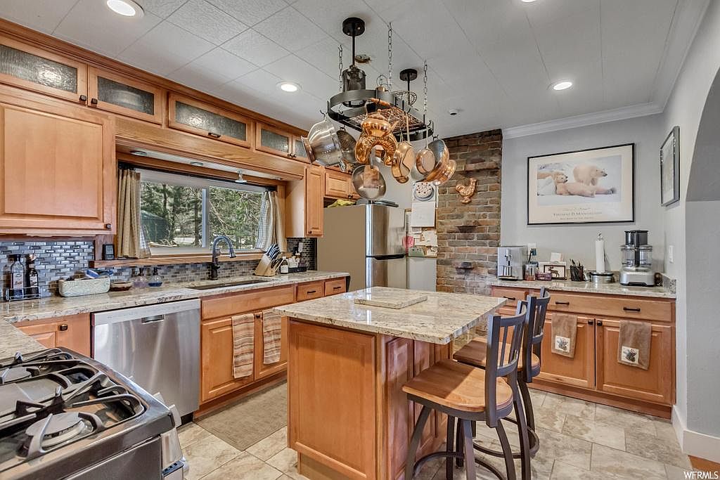 2787 E Little Cottonwood Rd, Sandy, UT 84092 | Zillow