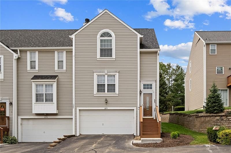 2694 Hunters Point Dr, Wexford, PA 15090 | MLS #1623636 | Zillow