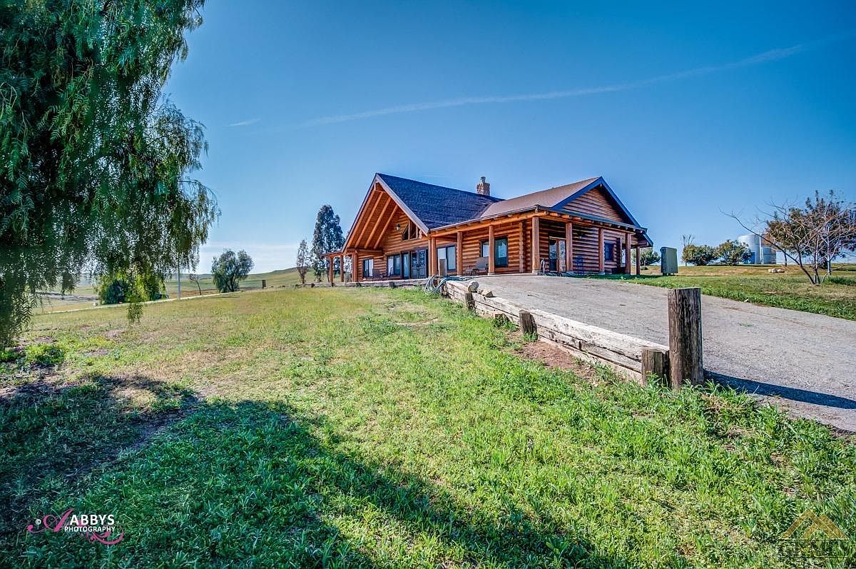 892 Emigrant Pass Rd, Bakersfield, CA 93308 | Zillow