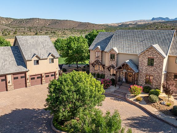 8766 N 1900 W, Saint George, UT 84770 | Zillow