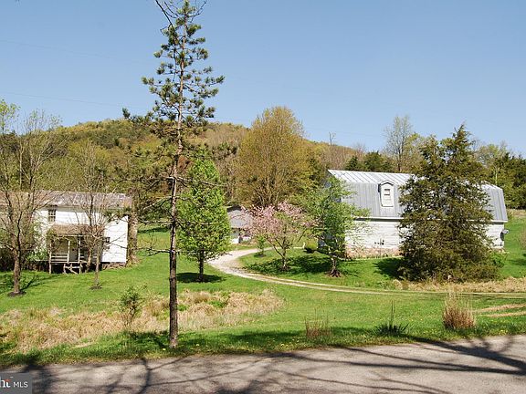 1806 Jenkins Hollow Rd, Mathias, WV 26812 | MLS #WVHD2001446 | Zillow