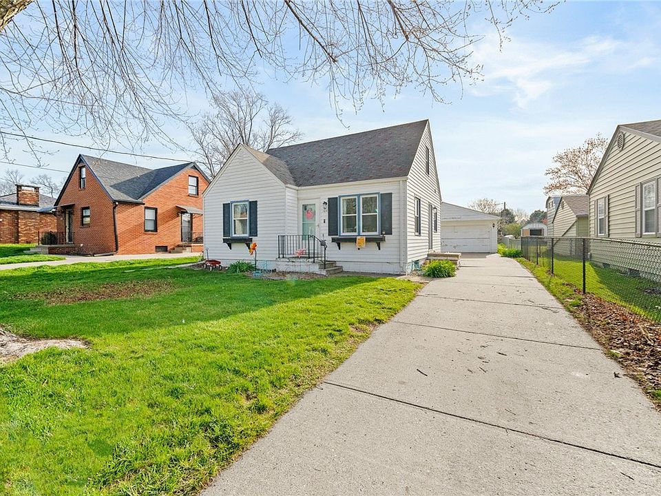 104 Center St, Norwalk, IA 50211 | Zillow