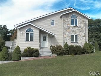 55 Waltman Loop Ln, Easton, PA 18042 | Zillow