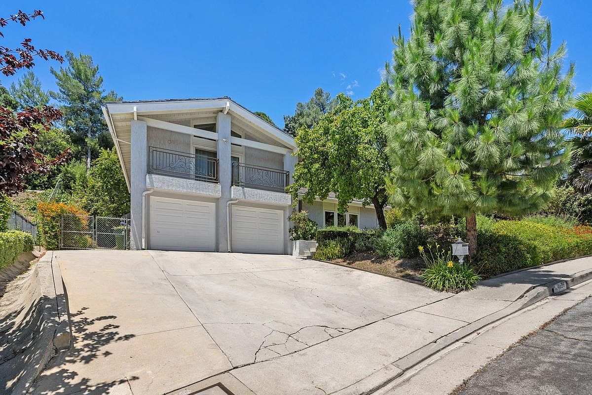 4335 Cherry Hills Ln #1, Tarzana, CA 91356 | Zillow