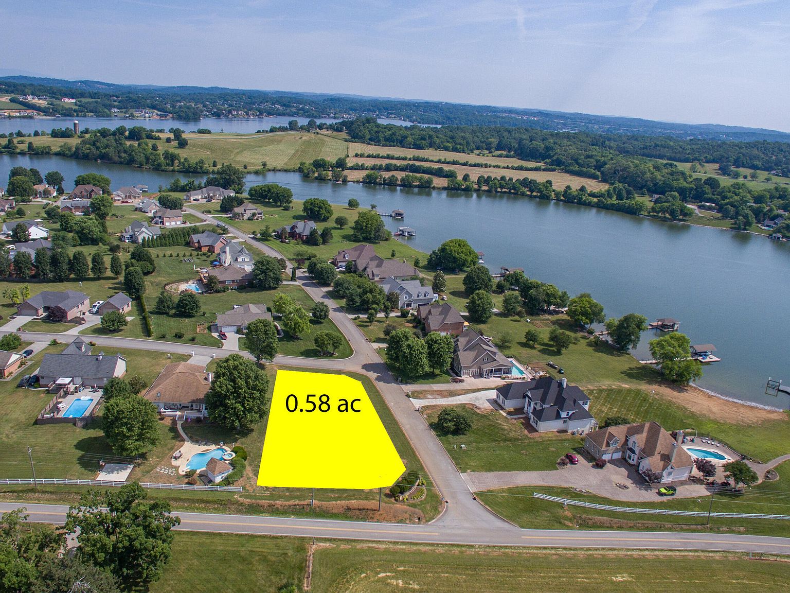 Riverbrook Dr, Louisville, TN 37777 | Zillow