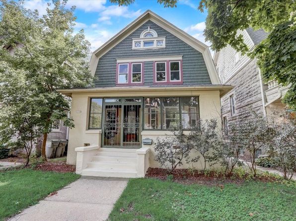 Milwaukee WI Single Family Homes For Sale - 396 Homes | Zillow