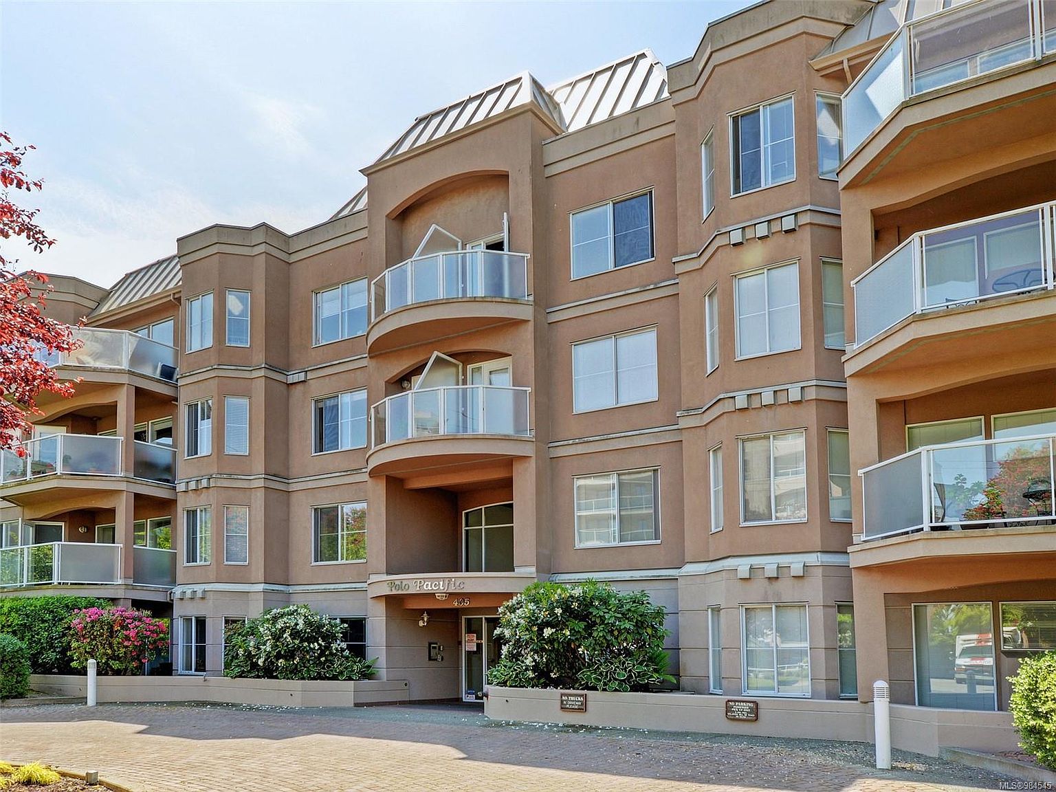 405 Quebec St #302, Victoria, BC V8V 4Z2 | MLS #984545 | Zillow
