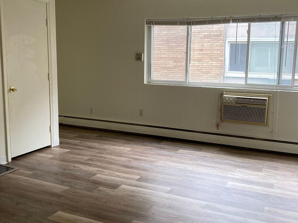 811 8th St SE #13, Minneapolis, MN 55414 | Zillow