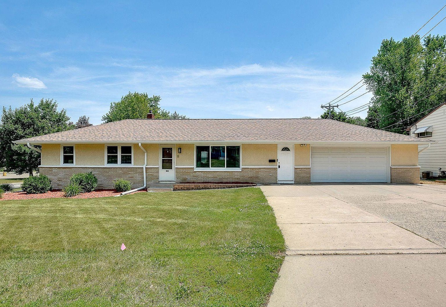 7230 Cleve Ave, Inver Grove Heights, MN 55076 | Zillow