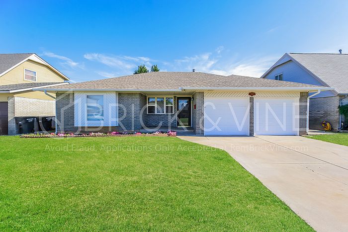 612 NW 19th St, Moore, OK 73160 | Zillow