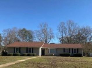 49 Lakeside Dr, Level Plains, AL 36330 | Zillow