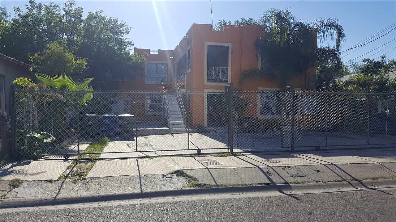 2514 Santa Maria Ave, Laredo, TX 78040 | Zillow