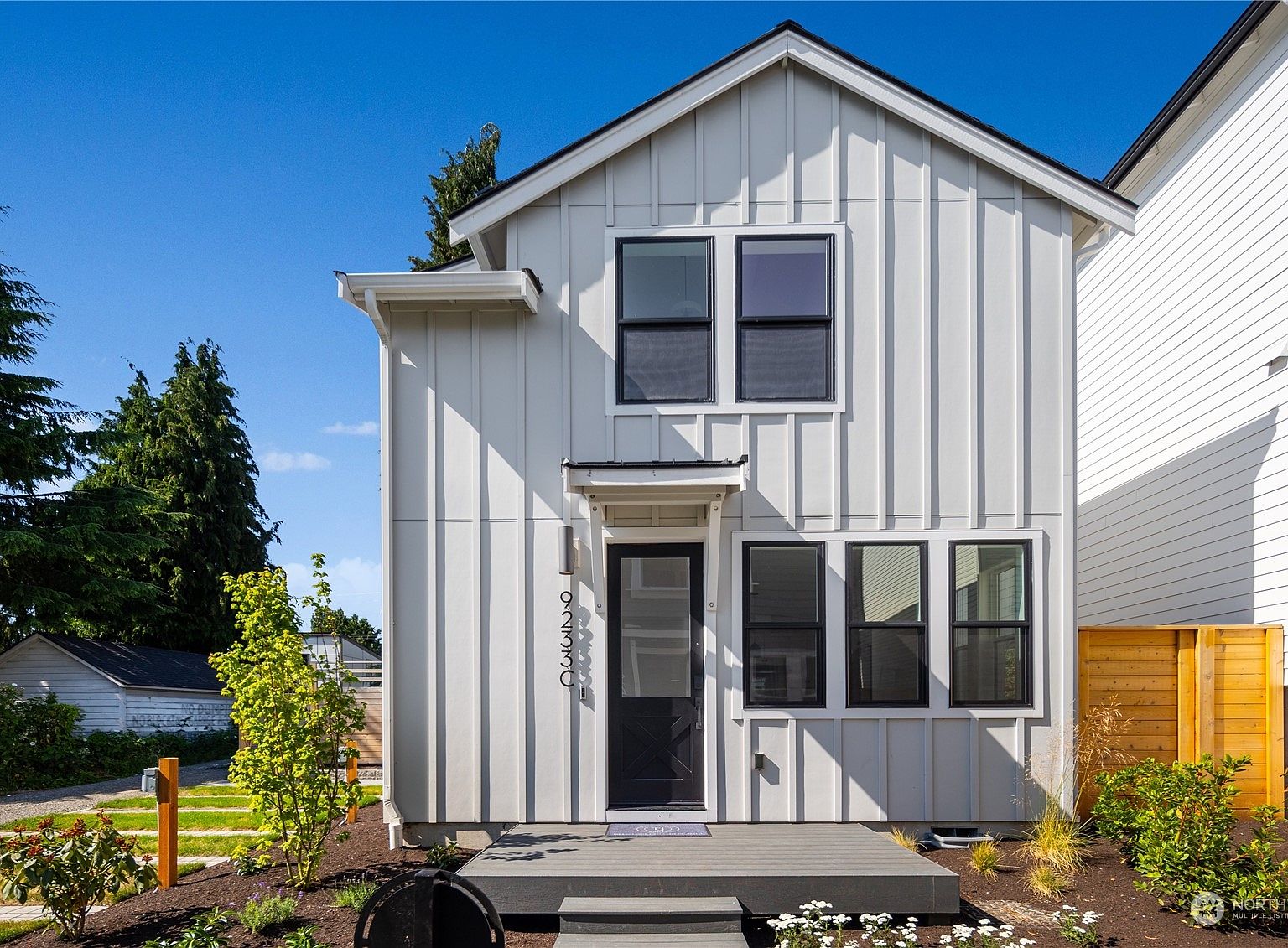 9233 C 3rd Avenue NW, Seattle, WA 98117 | MLS #2132338 | Zillow