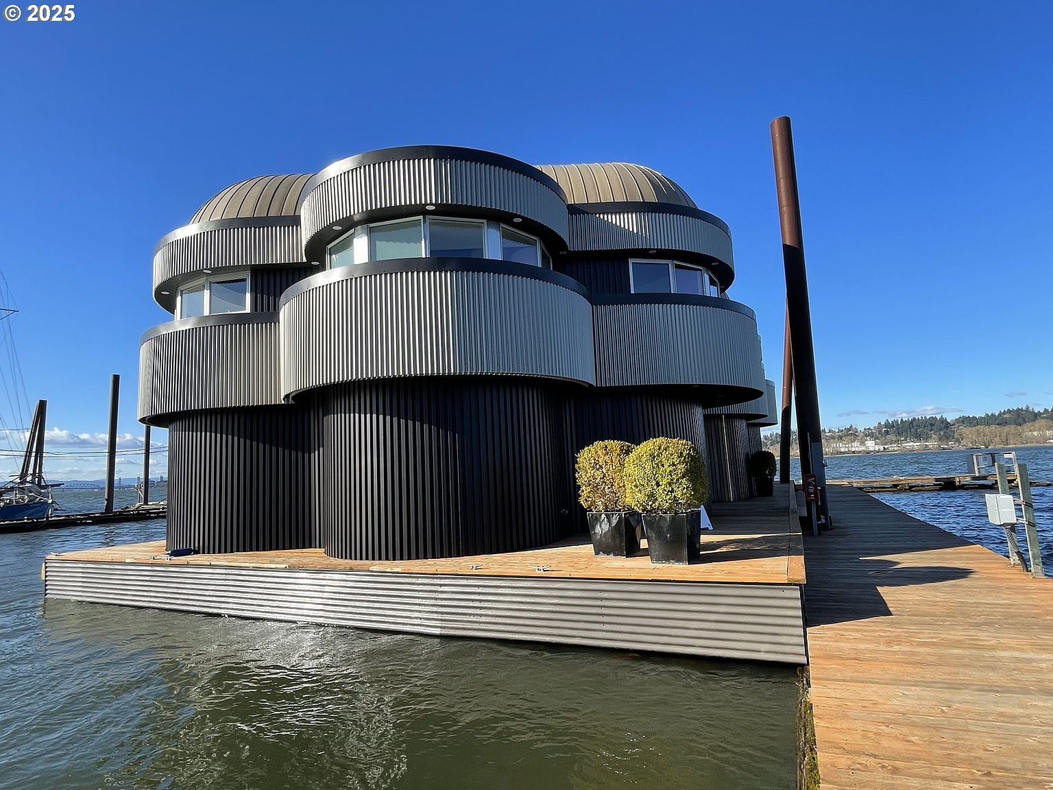 3307 NE Marine Dr #2, Portland, OR 97211 | Zillow