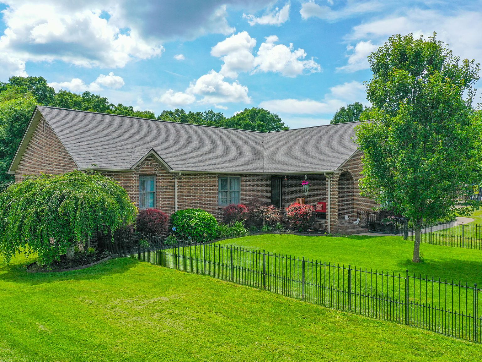 69 Cloyd Dr, London, KY 40741 | Zillow
