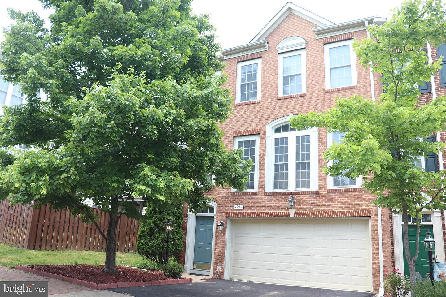 7994 Thomas Nevitt St, Lorton, VA 22079 | Zillow
