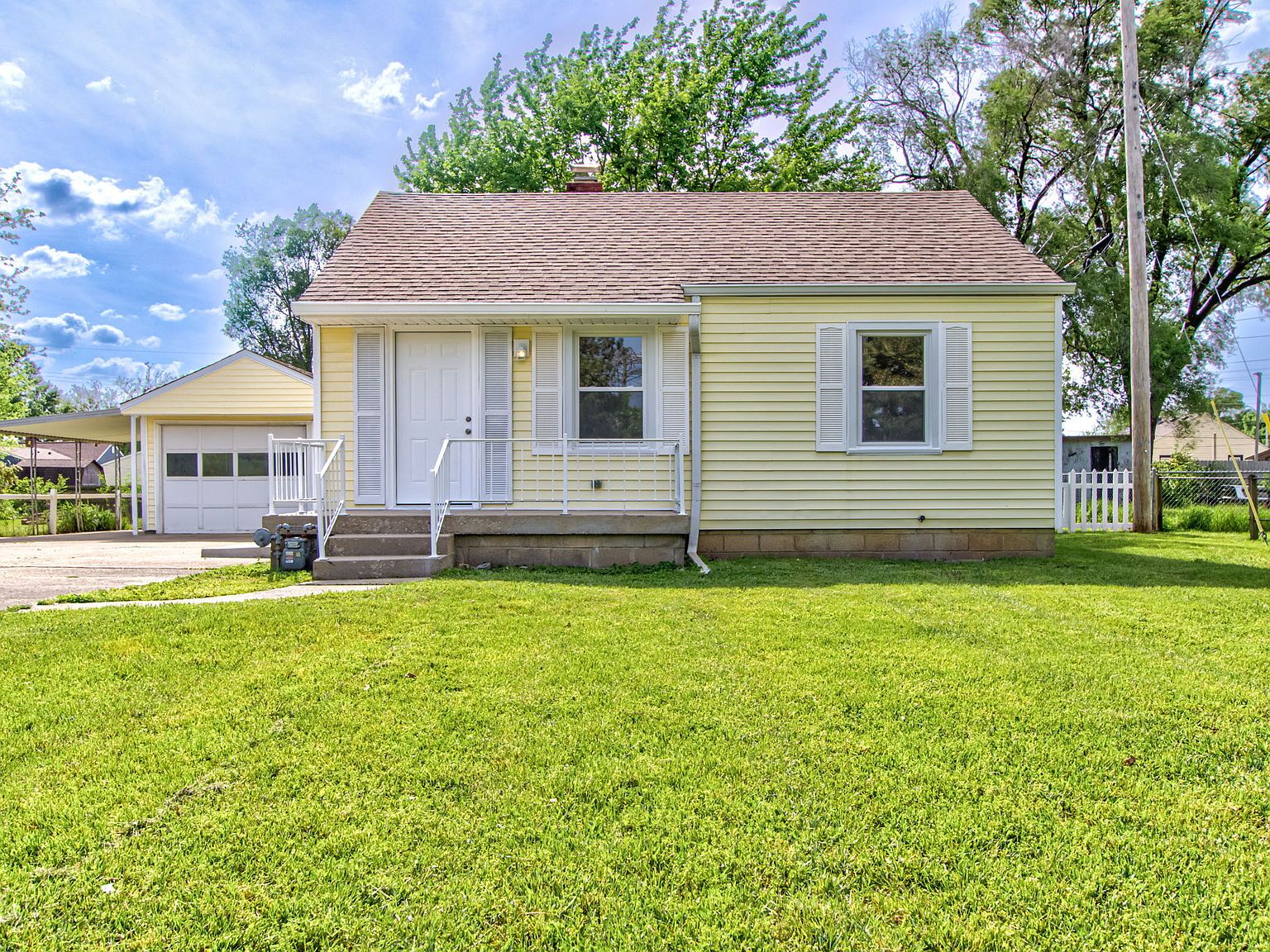 1710 S Goodlet Ave, Indianapolis, IN 46241 | Zillow