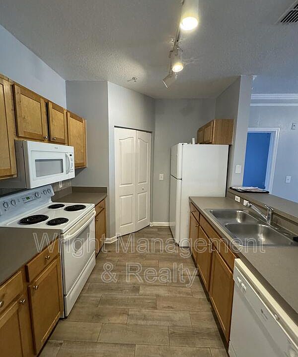 Grand Key - 4207 S Dale Mabry Hwy Tampa FL | Zillow