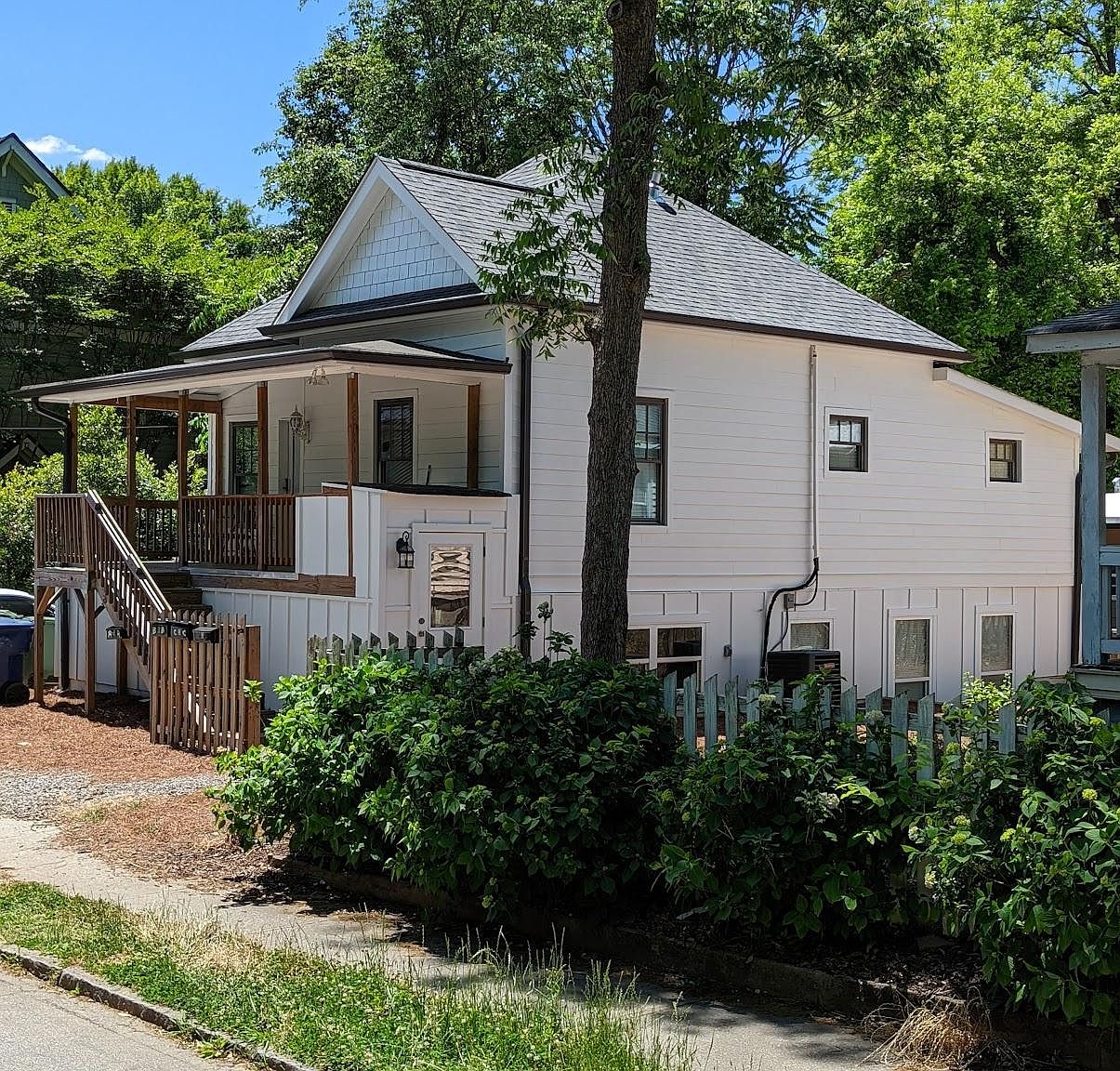 998 Center St NW, Atlanta, GA 30318 | Zillow