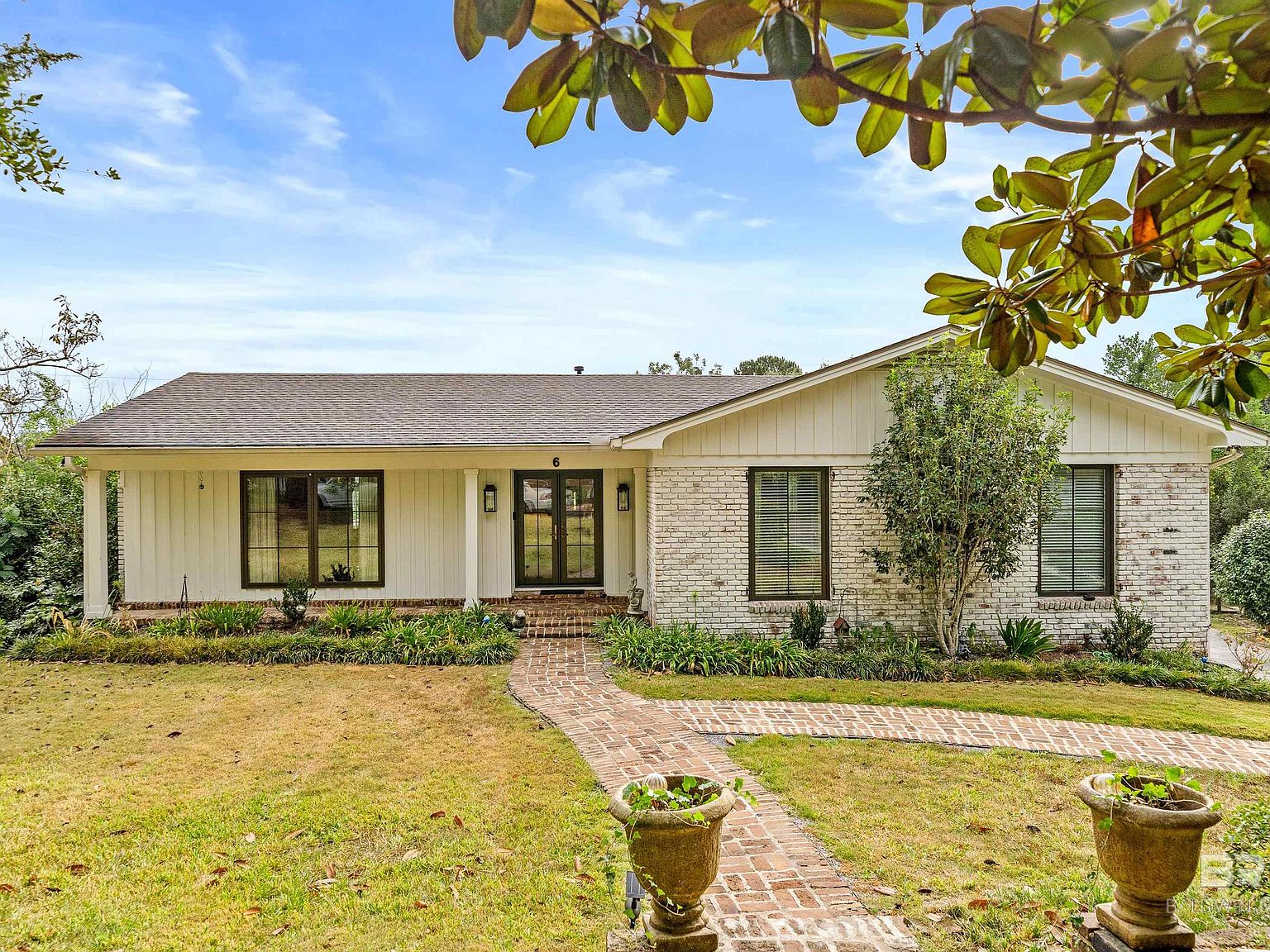 6 Spring Hill Ct, Mobile, AL 36608 | Zillow