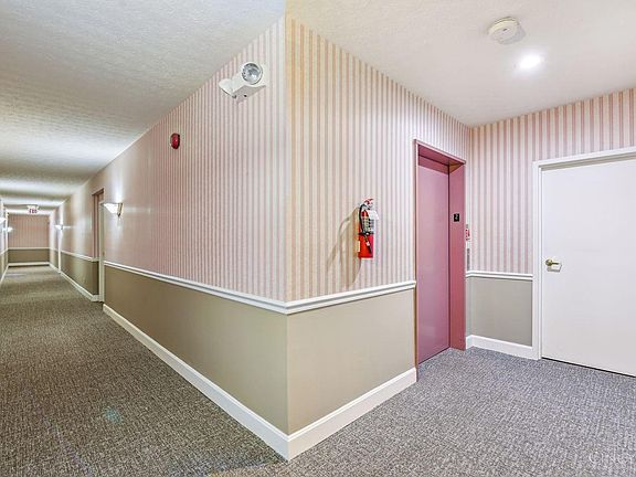 4341 Regency Ridge Ct APT 205, Cincinnati, OH 45248 | Zillow