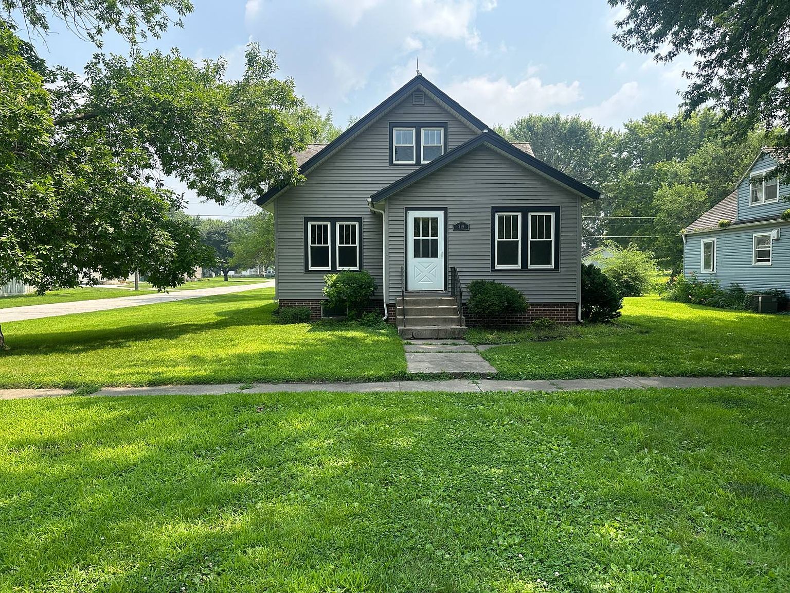 319 Main St, Lytton, IA 50561 | MLS #11551580 | Zillow