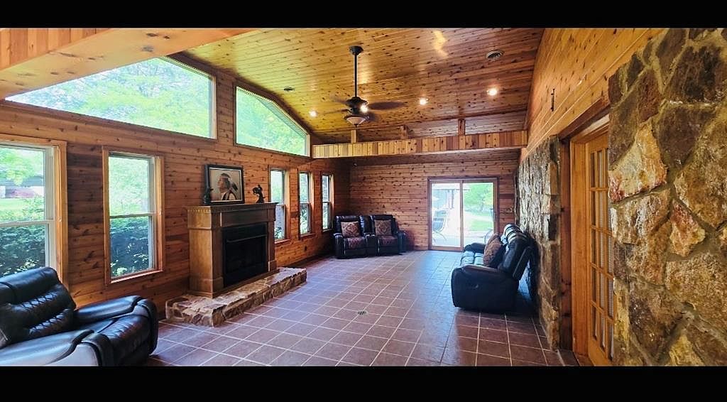 1177 Mare Crk, Stanville, KY 41659 | MLS #128437 | Zillow