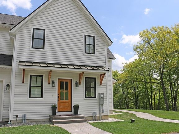 423 Blane Circle UNIT 5, Suncook, NH 03275 | MLS #4966473 | Zillow