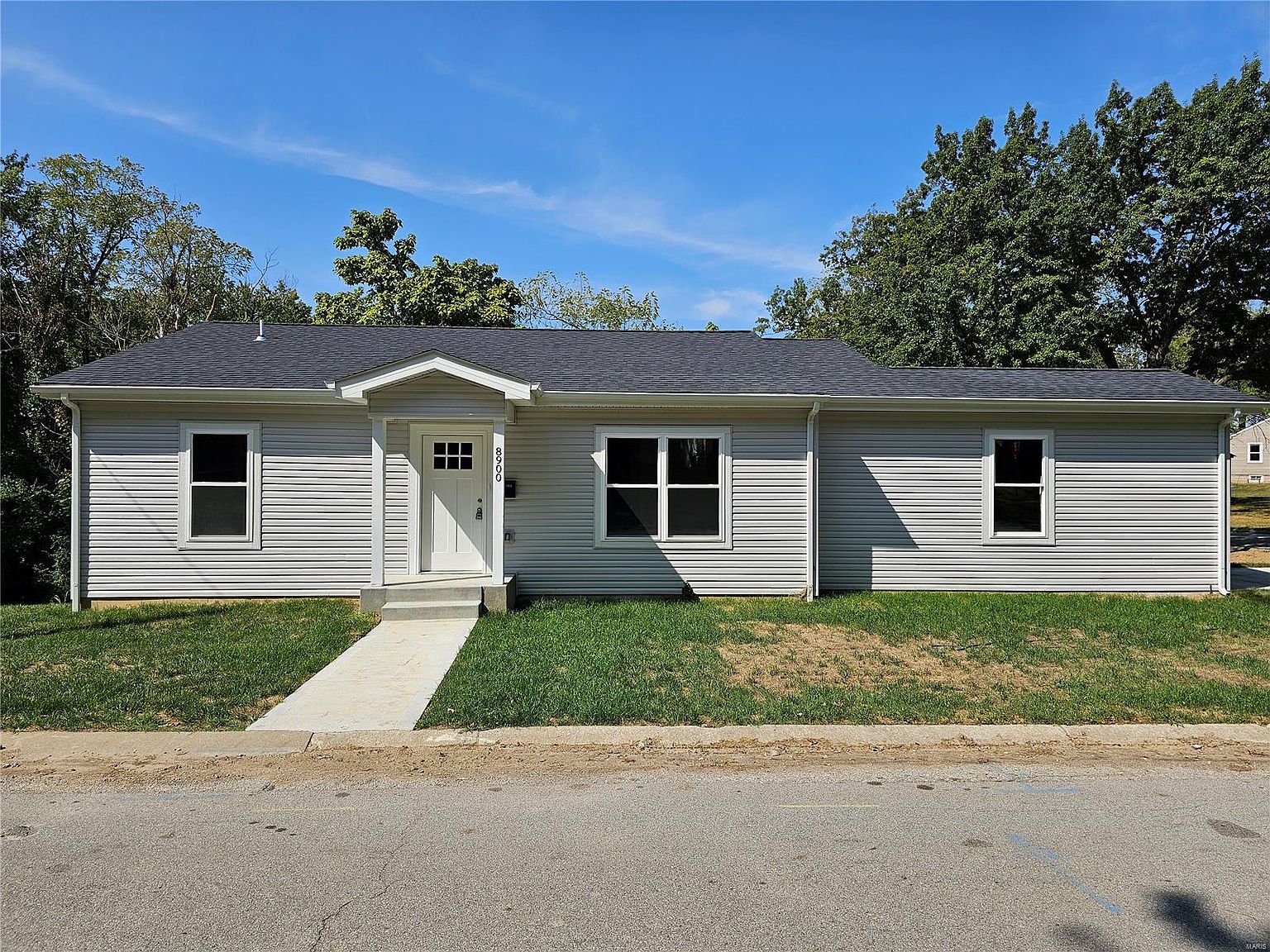 8900 Higginson Ave, Bel Ridge, MO 63121 | Zillow